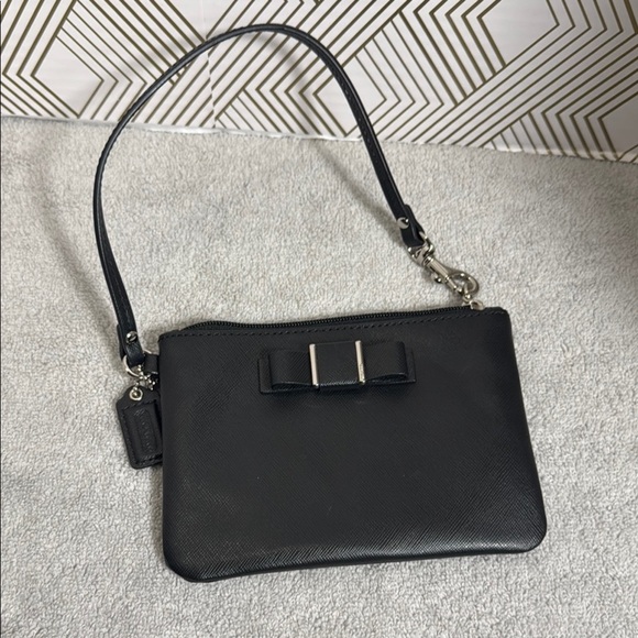 Coach | Bags | Coach Wristlet Darcy Bow Black Coach Purse Bag Small Bow ...